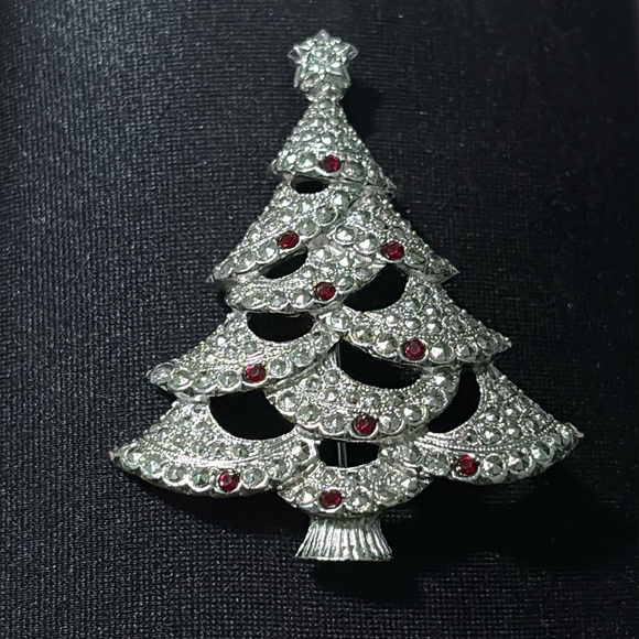 Avon | Jewelry | Vintage 99 Avon Marcasite And Red Rhinestone Christmas ...